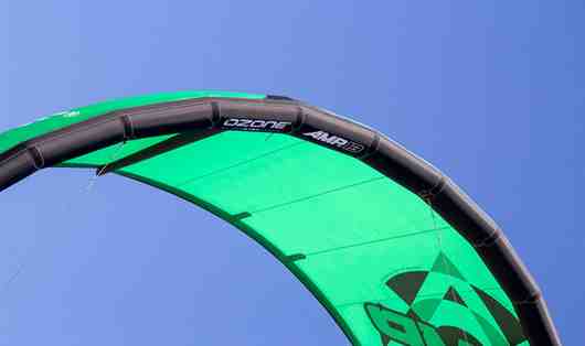 Ozone Amp V1 | Kite | Kiteboarding Kitesurfing | Kites